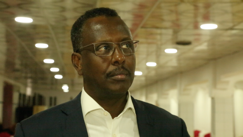 Xildhibaan Xasan Macalin: Waxaad Moodaa In Hoggaankii ayba ku Adkaatay ...